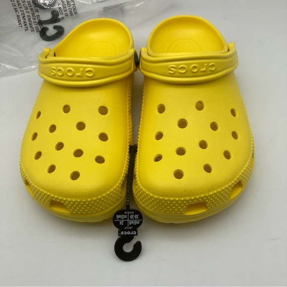 CROCS | Shoes | Crocs Classic Clog Unisex Lemon Yellow M6w8 | Poshmark
